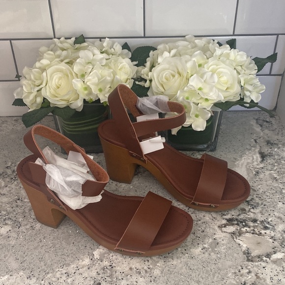 MIA | Shoes | New Mia Sandals 65 | Poshmark